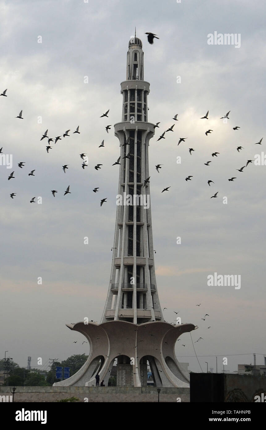 Das pakistanische Volk besuchen Sie die historischen Orte Greator Iqbal ...