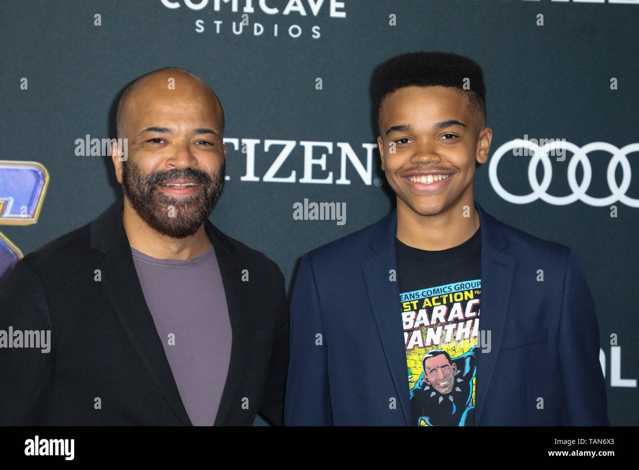 Elijah wright -Fotos und -Bildmaterial in hoher Auflösung – Alamy