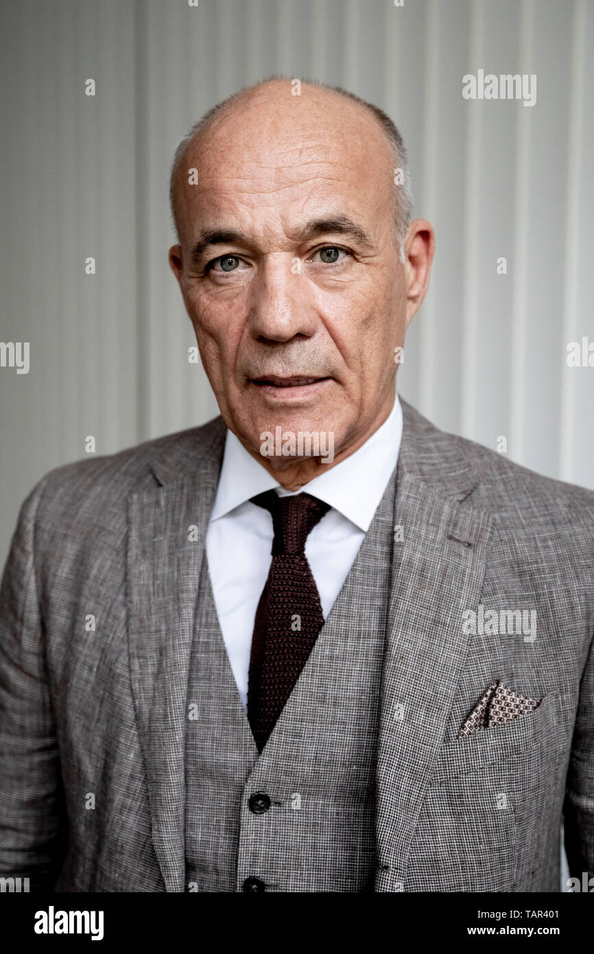 Heiner lauterbach -Fotos und -Bildmaterial in hoher Auflösung - Seite 3 - Alamy