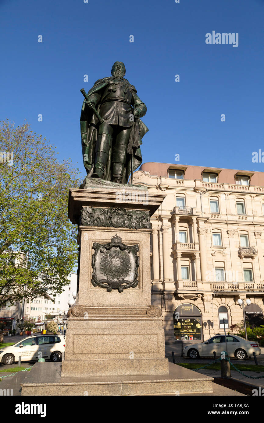 Statue von Kaiser Friedrich III. (Friedrich III.), der Kaiser von ...