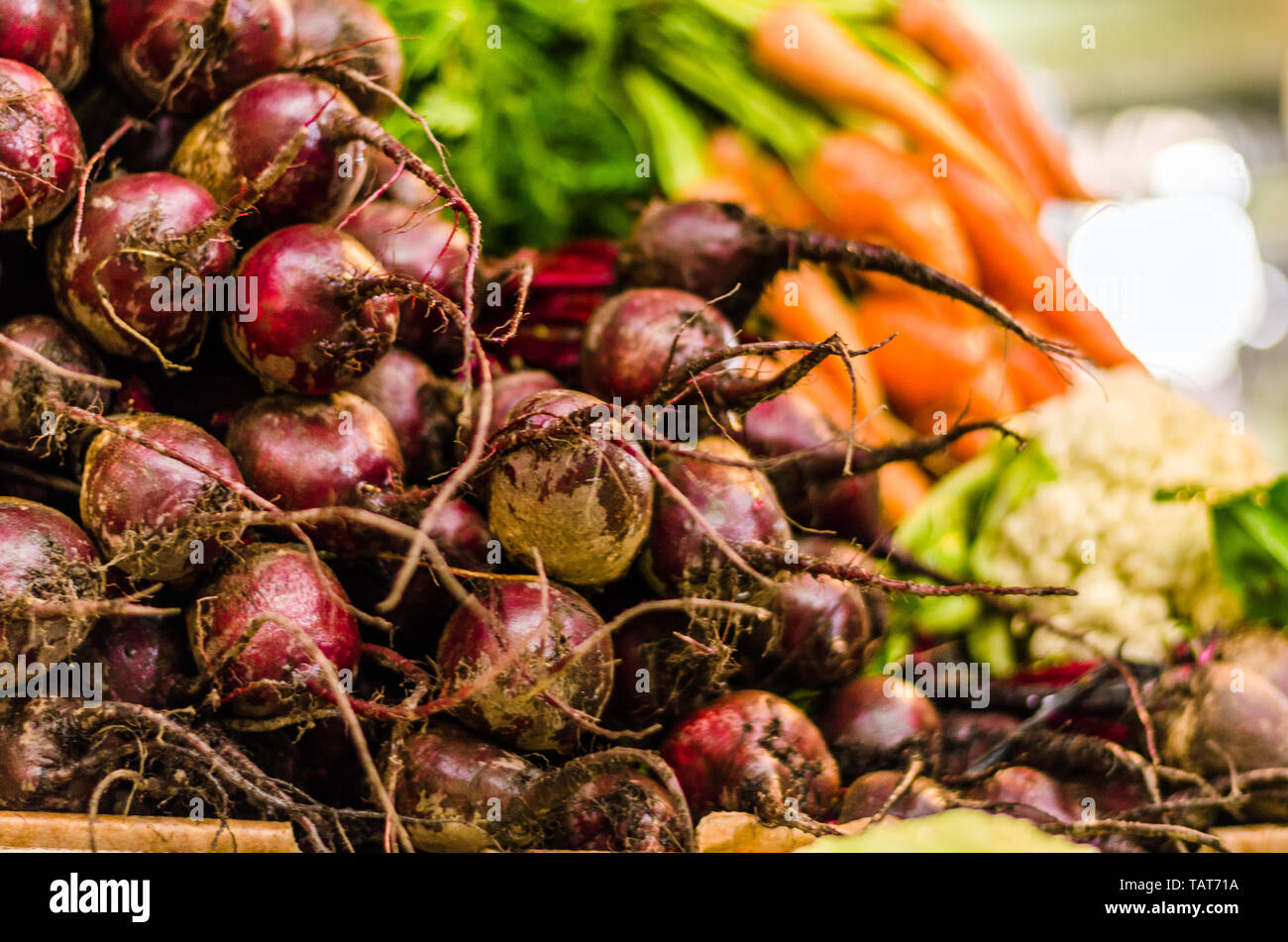 Rote beete am marktstand -Fotos und -Bildmaterial in hoher Auflösung ...