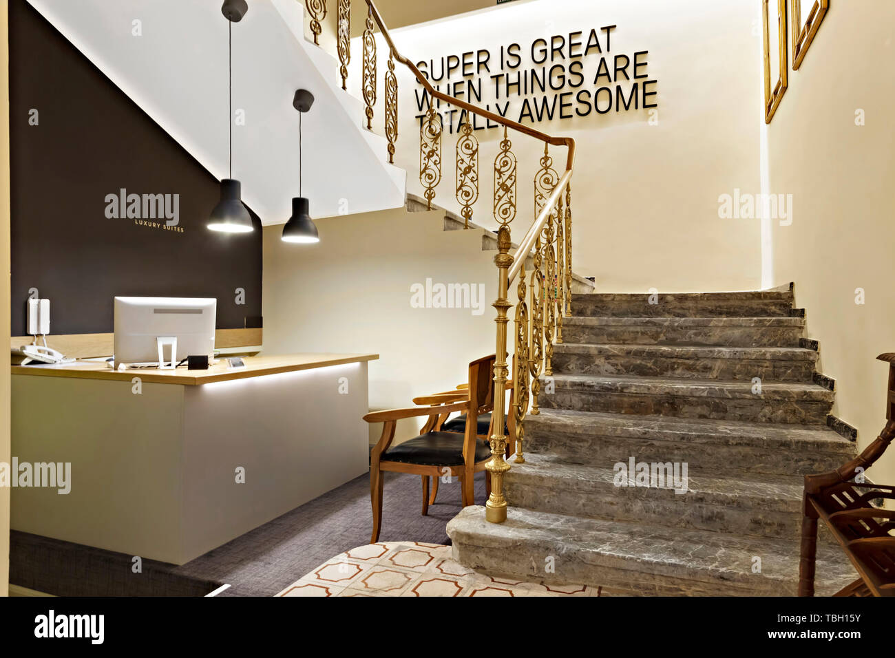 Modern Hotel Reception Stockfotos und -bilder Kaufen - Alamy