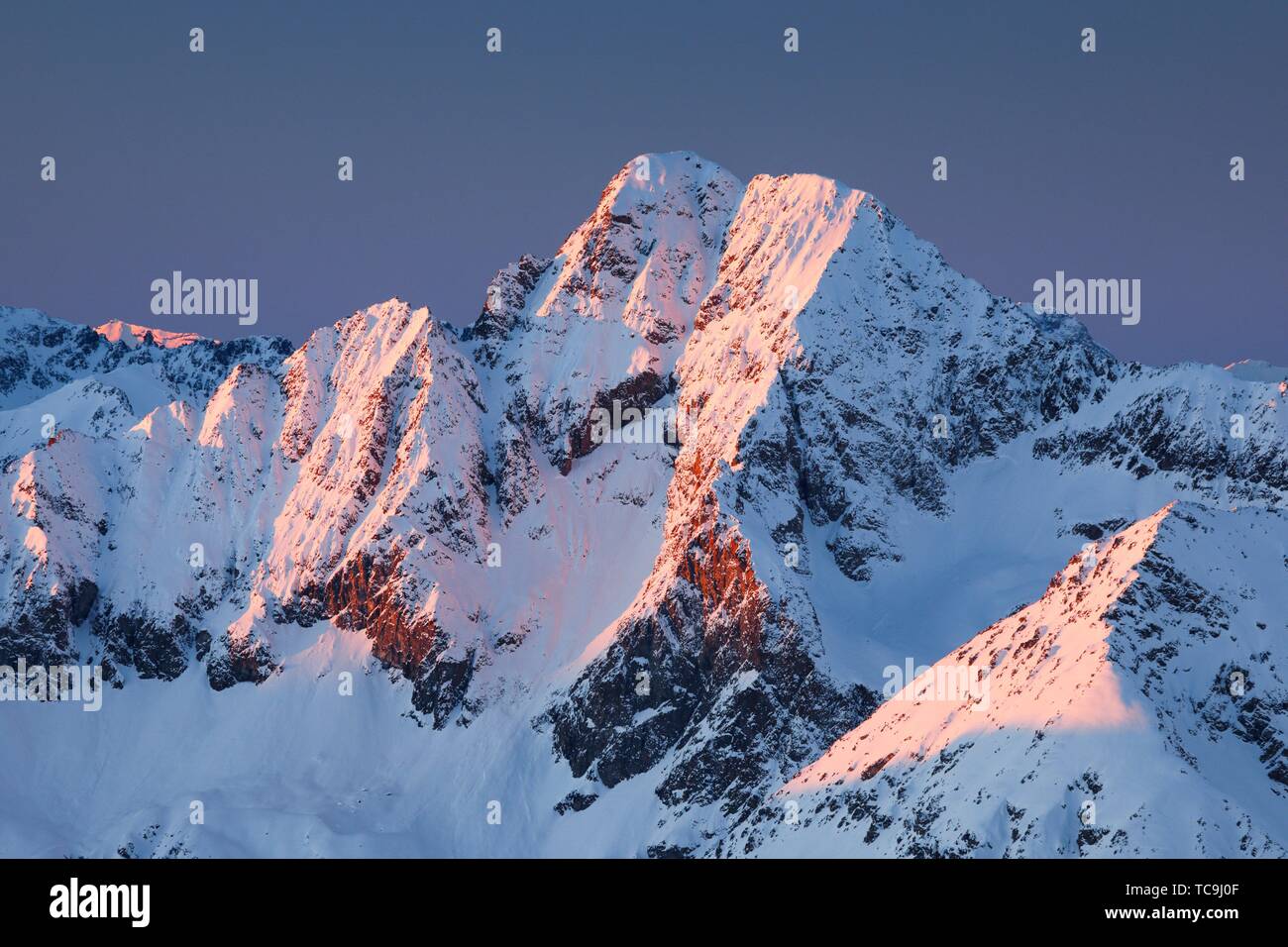 Julier panorama winter -Fotos und -Bildmaterial in hoher Auflösung – Alamy