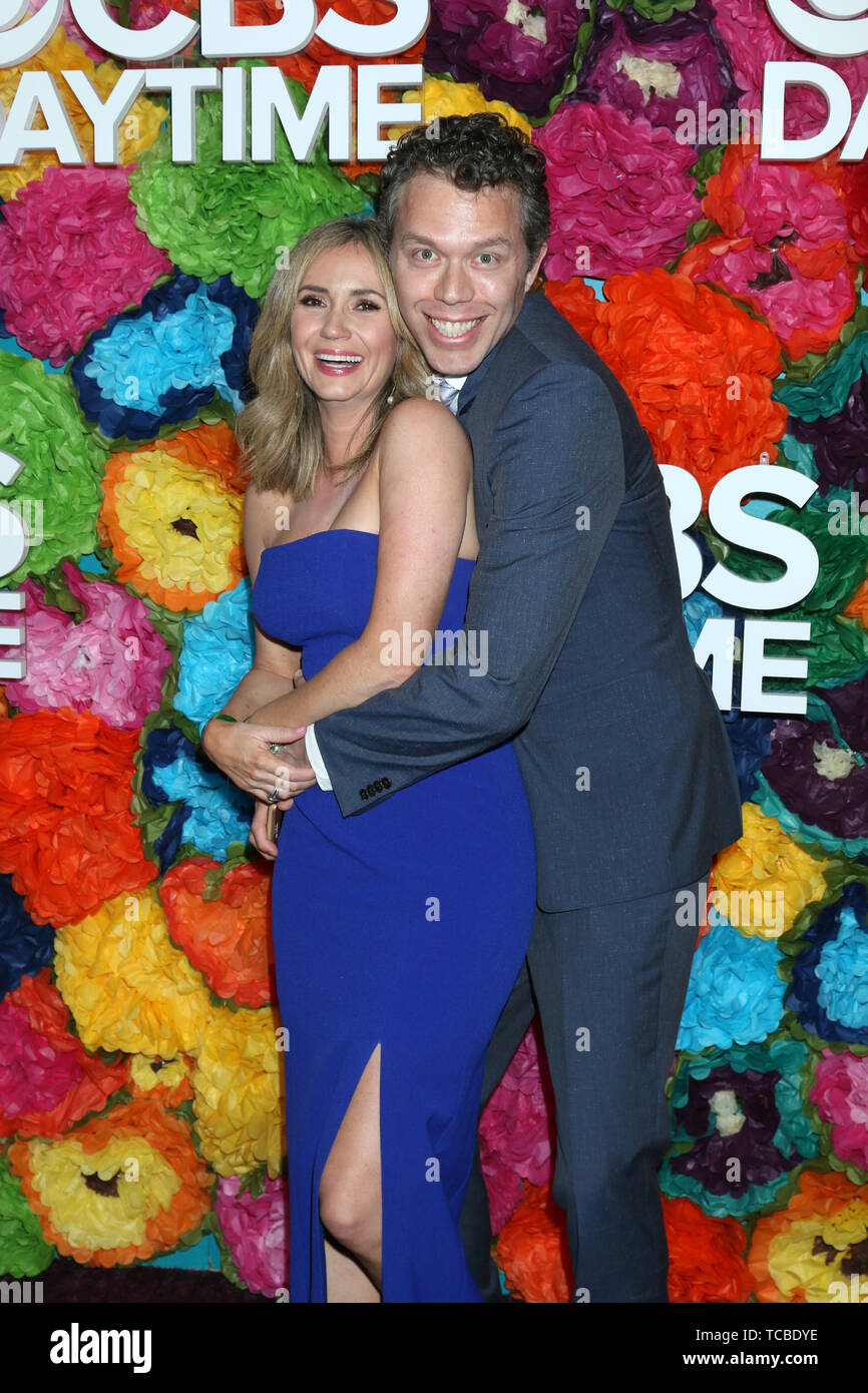 Joel henricks ashley jones -Fotos und -Bildmaterial in hoher Auflösung ...