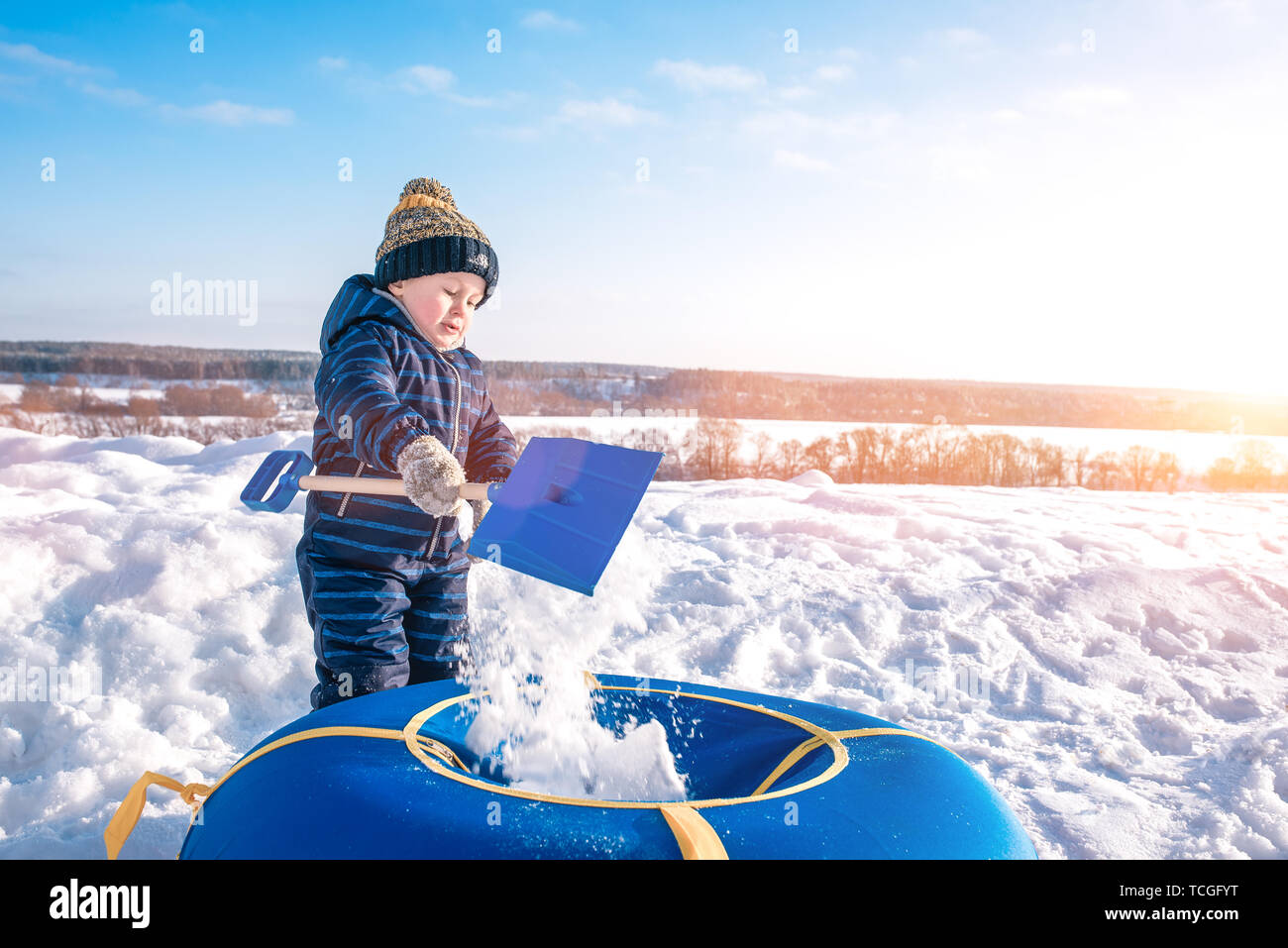 Wochenende Im Schnee Stockfotos und -bilder Kaufen - Alamy