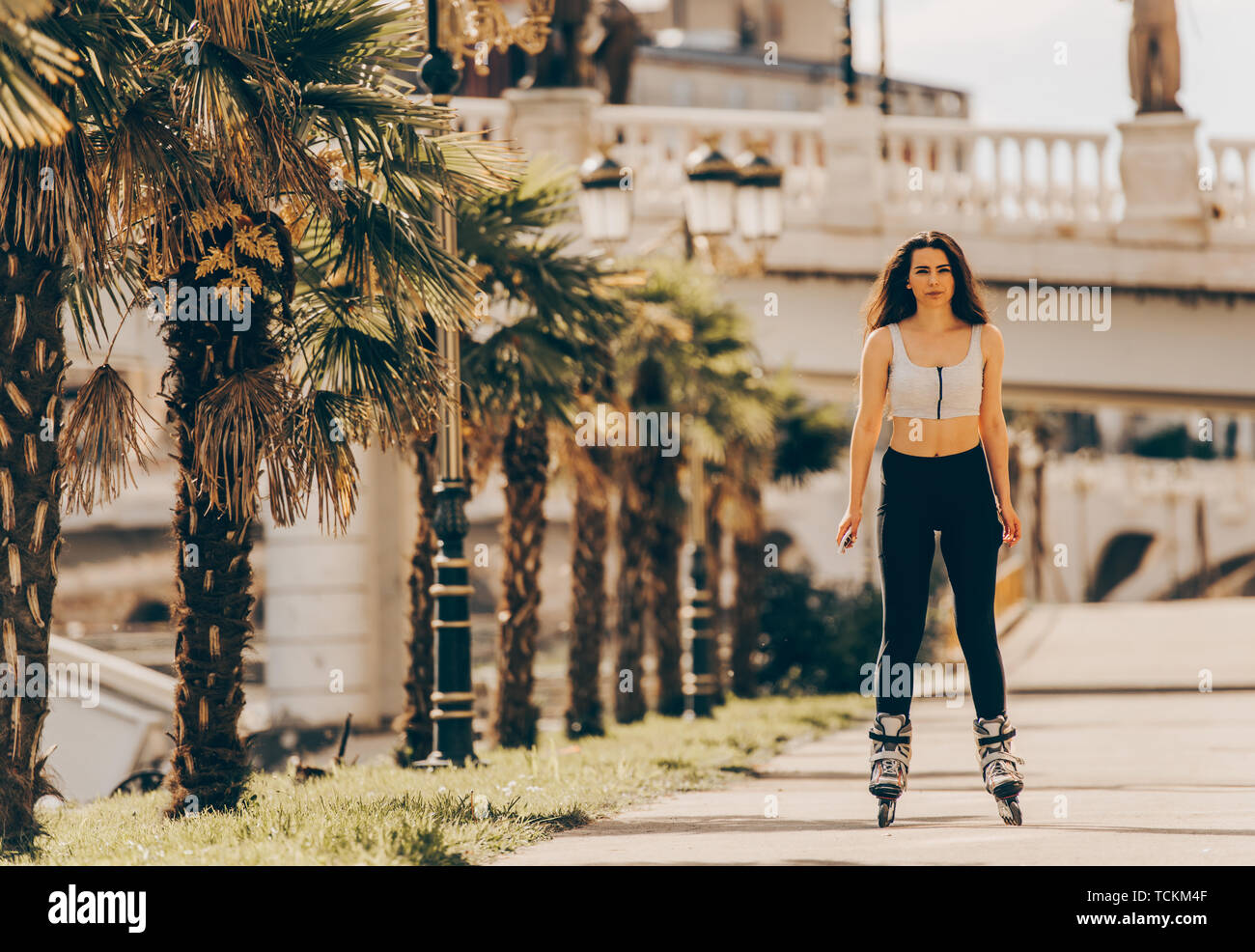 Inliner Fahren Stockfotos und -bilder Kaufen - Alamy