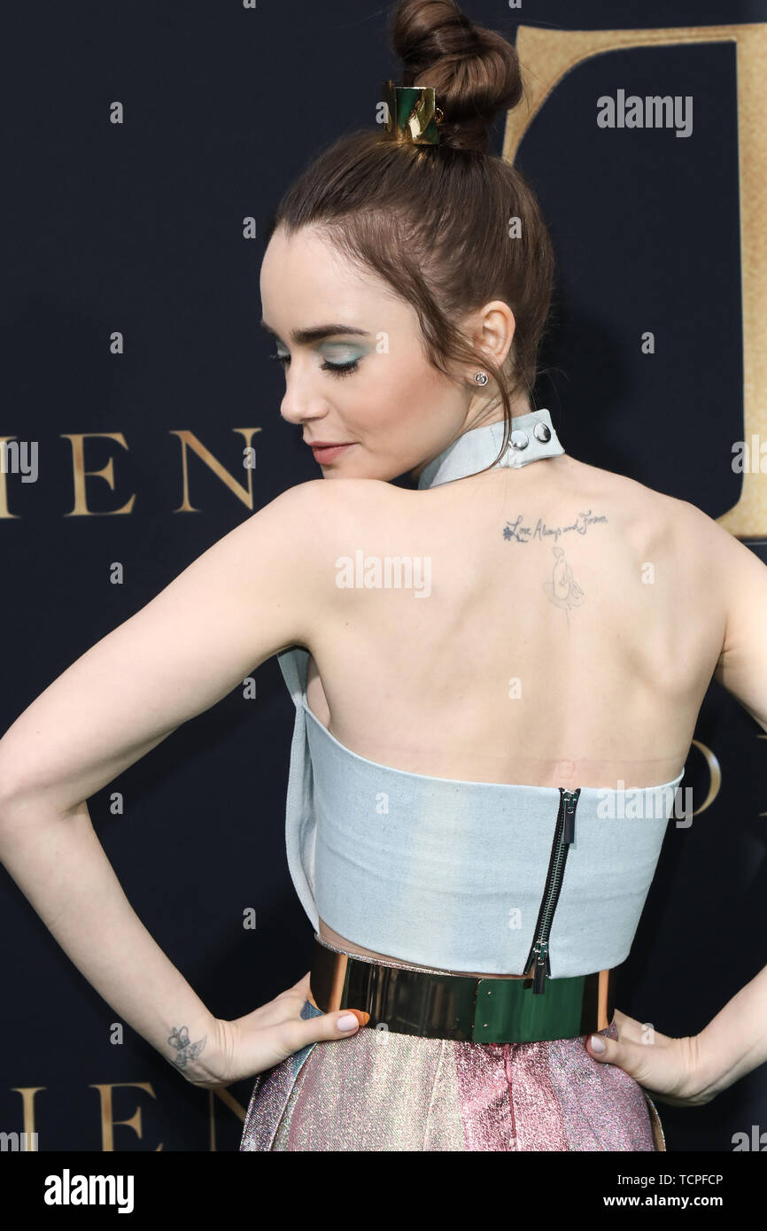 Lily Collins Phil Collins Daughter Stockfotos und -bilder Kaufen - Alamy