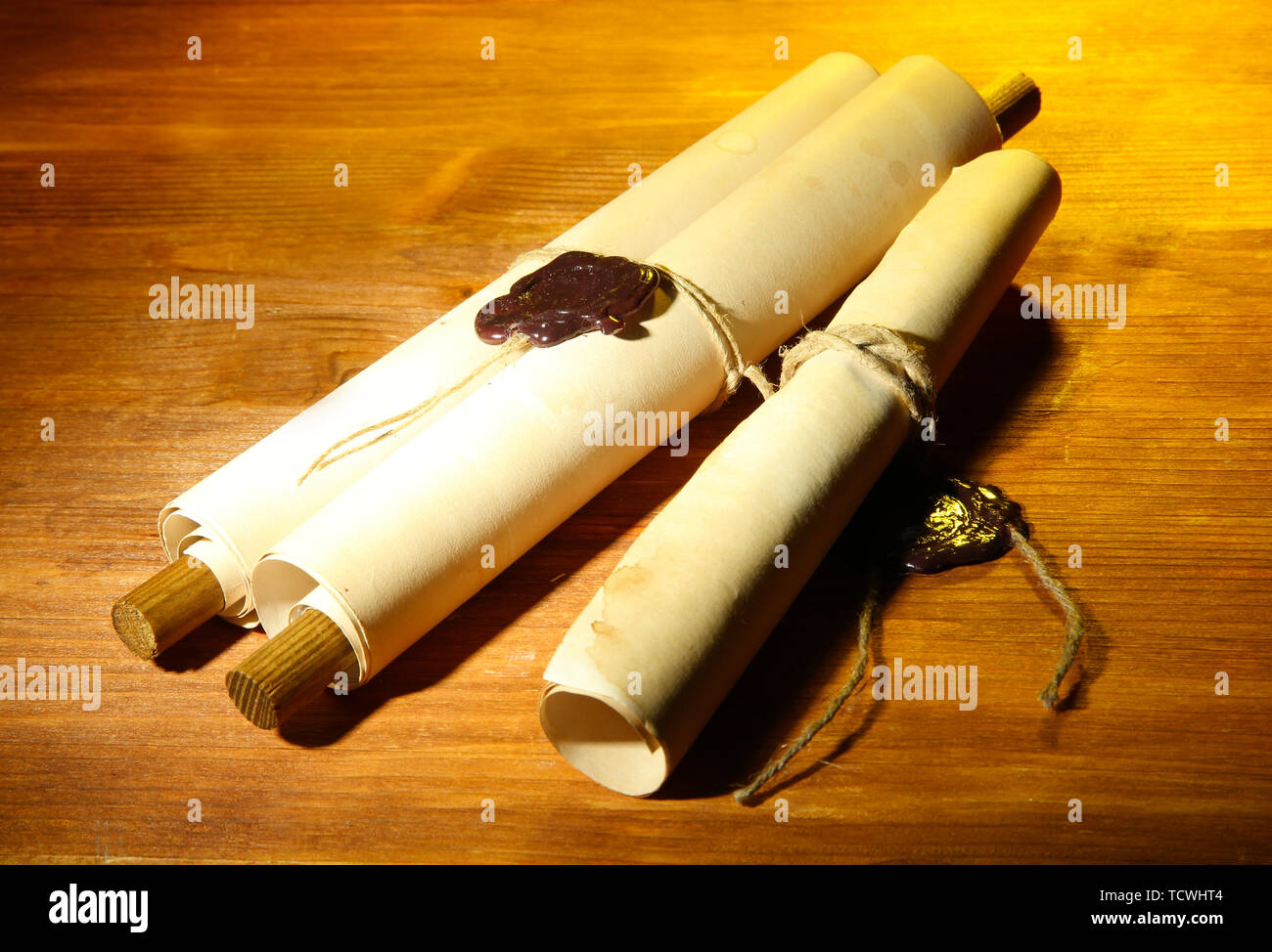 Alte schriftrollen -Fotos und -Bildmaterial in hoher Auflösung – Alamy