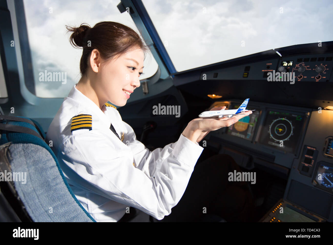 Weibliche pilot -Fotos und -Bildmaterial in hoher Auflösung – Alamy