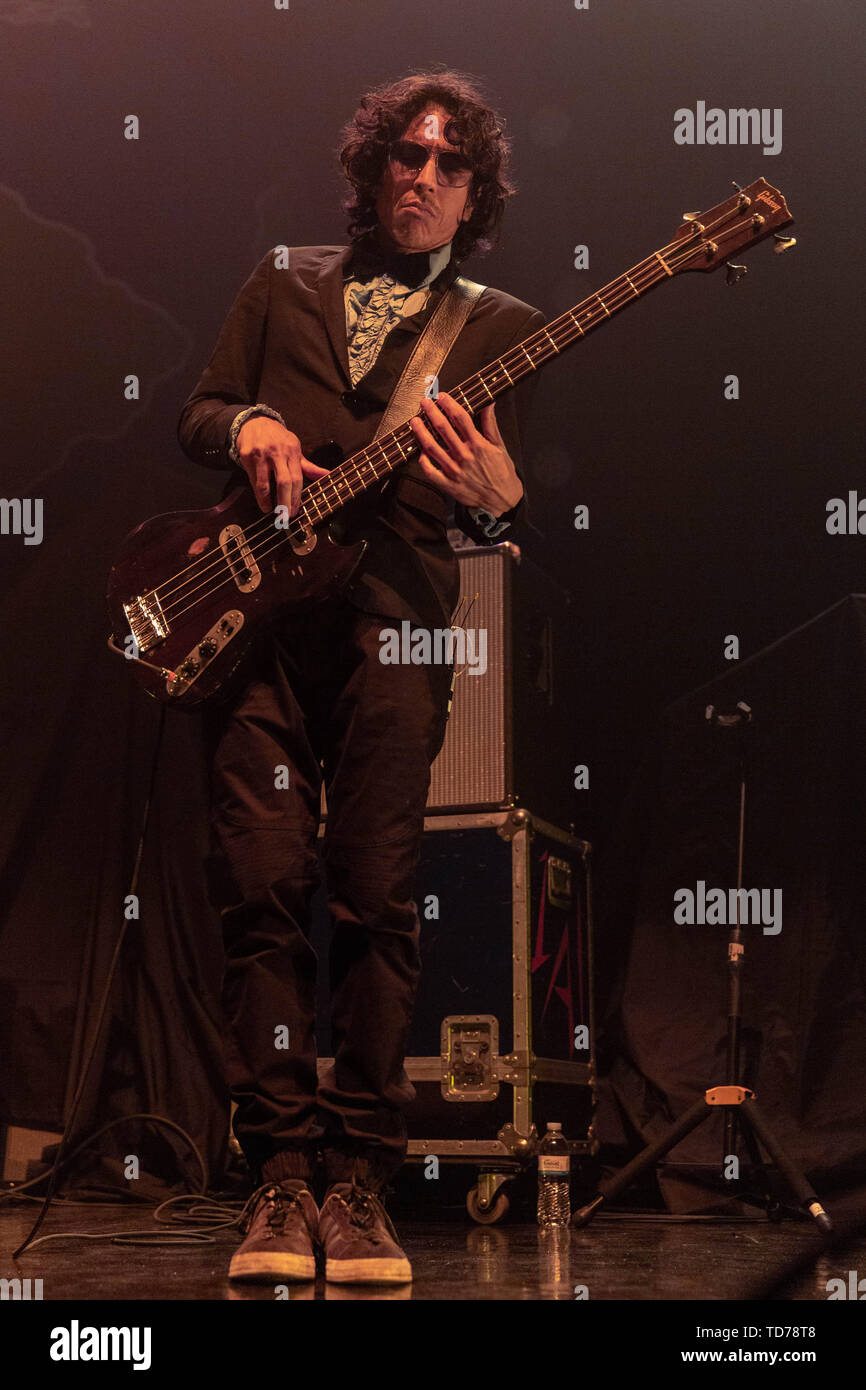 Vater der braut tour -Fotos und -Bildmaterial in hoher Auflösung – Alamy
