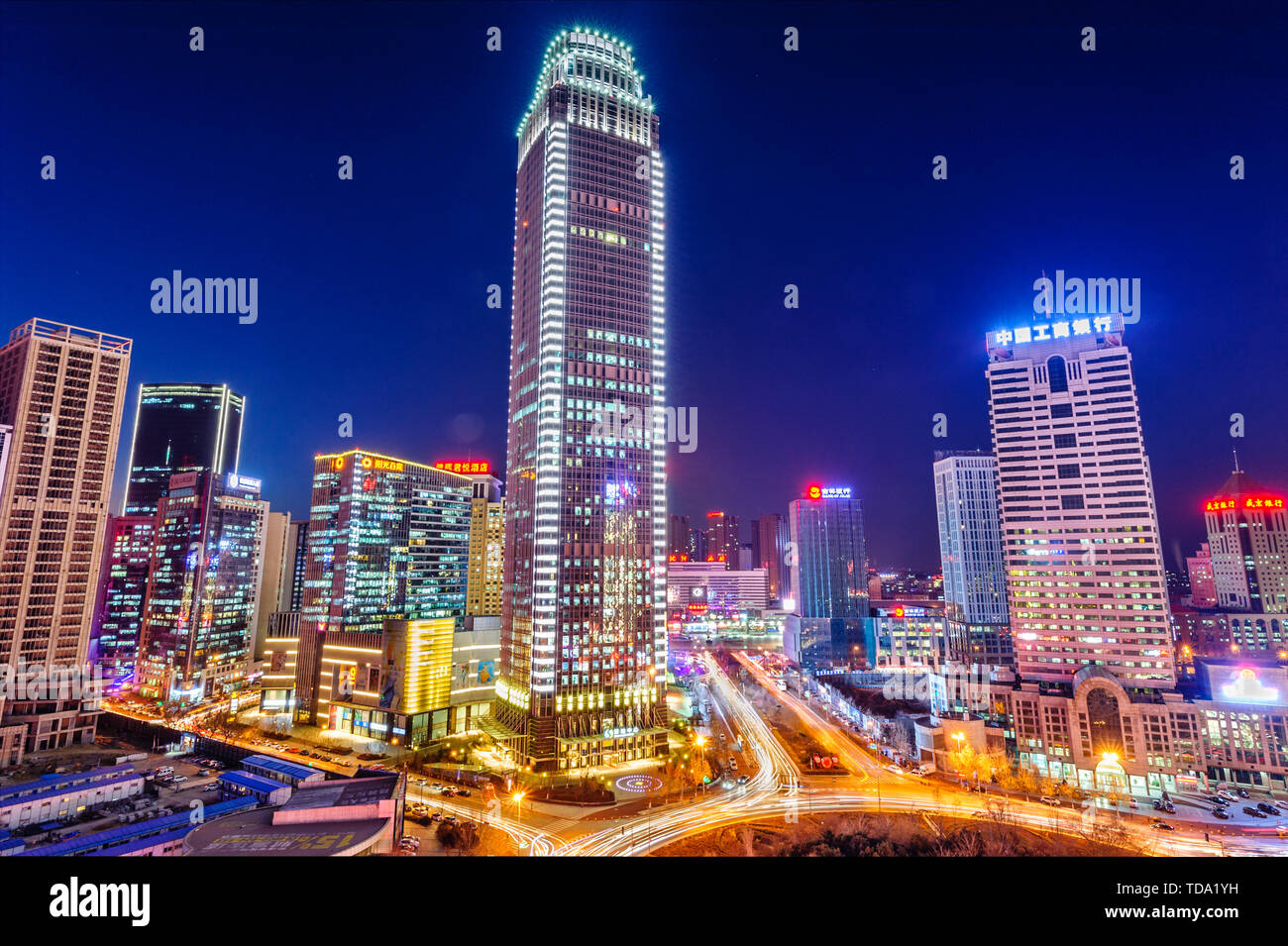 Shenyang center street -Fotos und -Bildmaterial in hoher Auflösung – Alamy