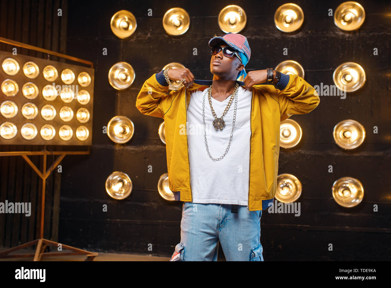 Schwarzer rapper -Fotos und -Bildmaterial in hoher Auflösung – Alamy