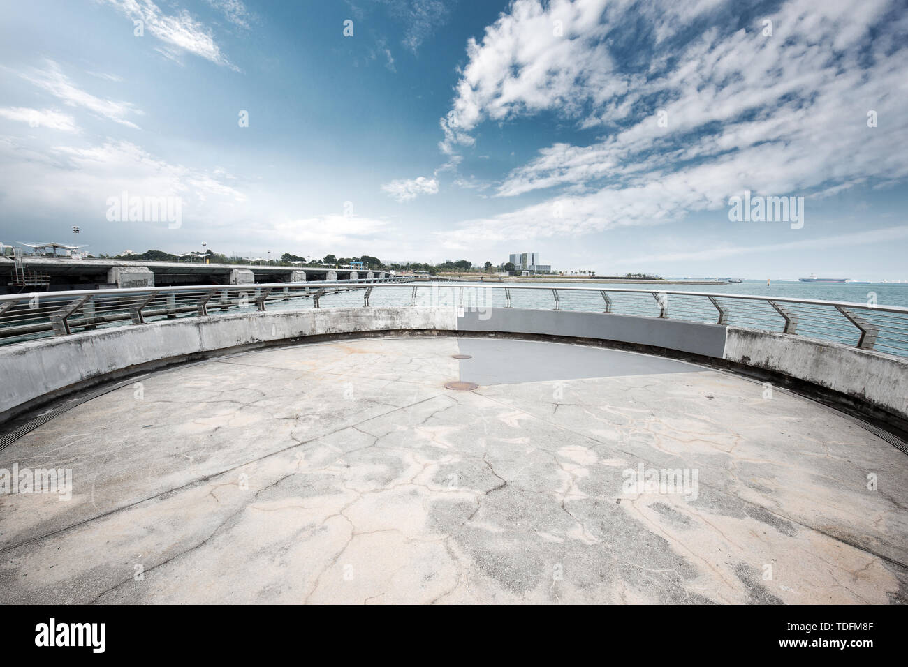 Leere reservoirs -Fotos und -Bildmaterial in hoher Auflösung – Alamy