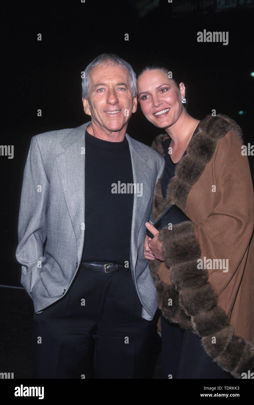Okt 13, 1999, Los Angeles, CA, USA; Schauspieler BARRY NEWMAN mit Frau ...