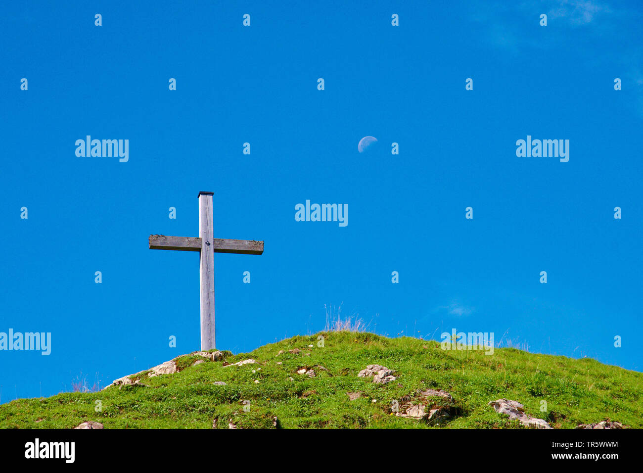 Gipfelkreuz alpen alpiner berg -Fotos und -Bildmaterial in hoher Auflösung – Alamy