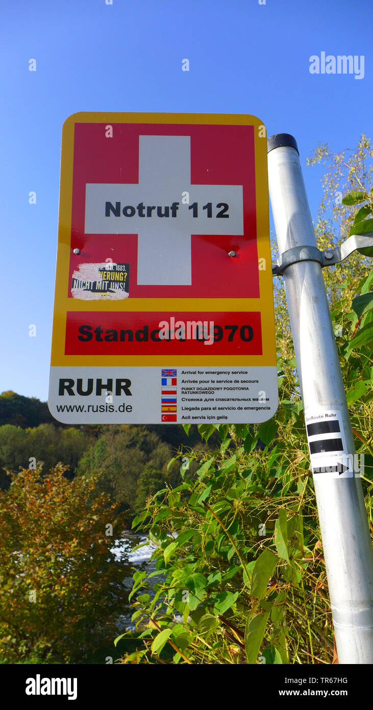 Notrufschild beschilderung -Fotos und -Bildmaterial in hoher Auflösung ...