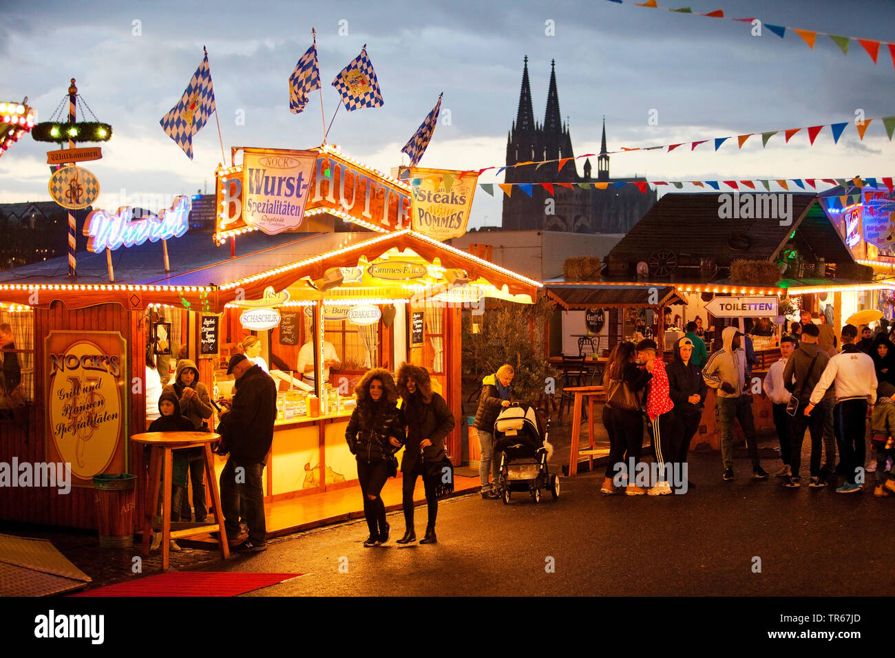 Kölner karneval dom -Fotos und -Bildmaterial in hoher Auflösung – Alamy