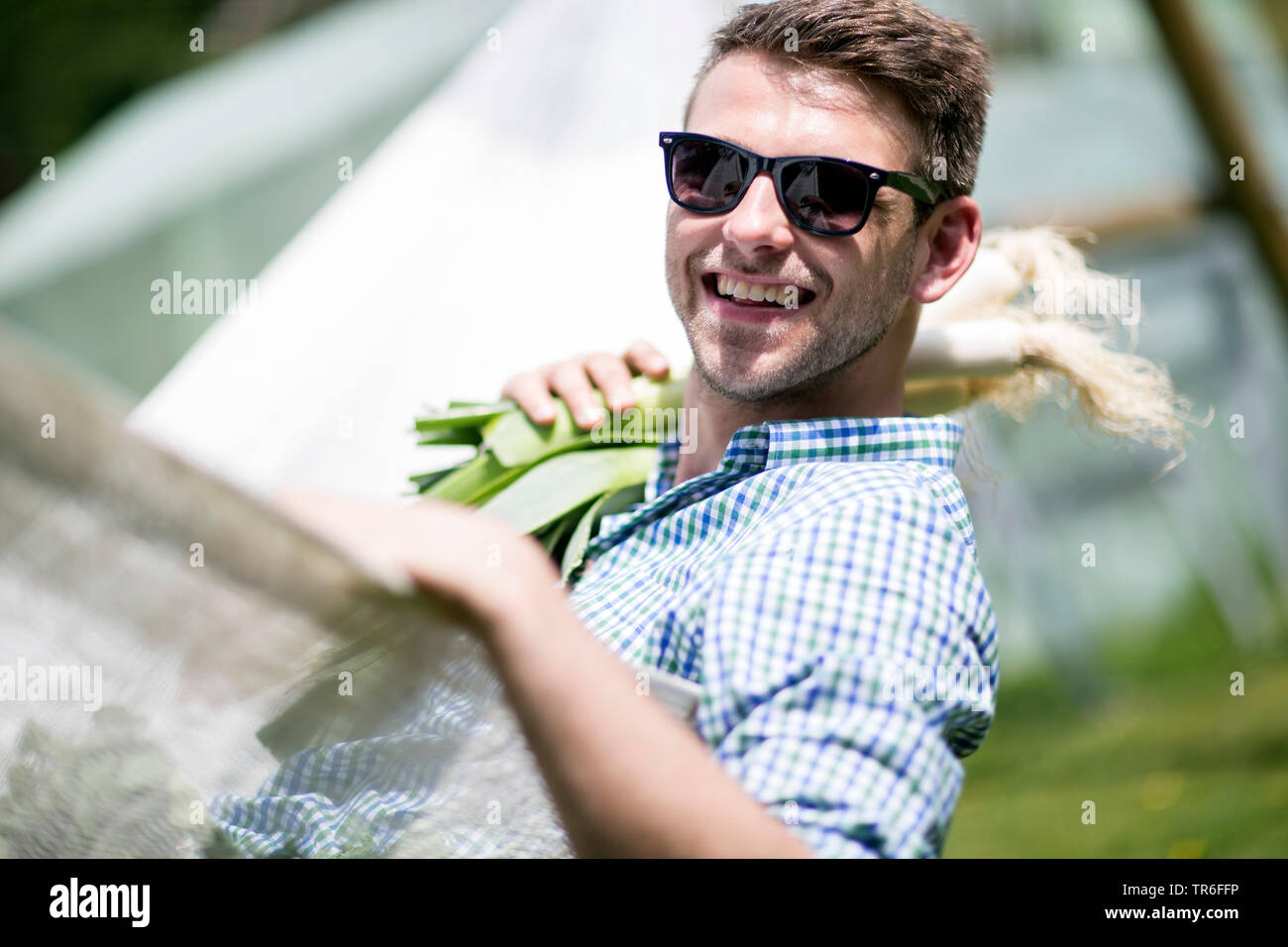Junger lauch -Fotos und -Bildmaterial in hoher Auflösung – Alamy