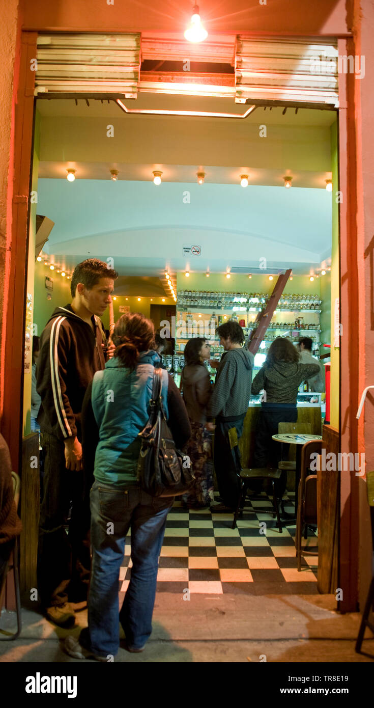 Die botica -Fotos und -Bildmaterial in hoher Auflösung – Alamy