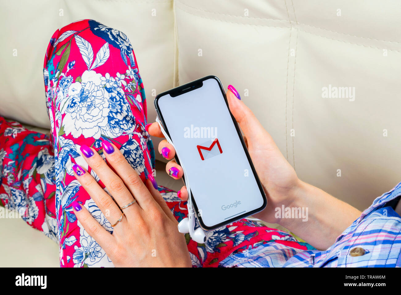 Sankt-Petersburg, Russland, 8. Juni 2018: Google Mail Symbol auf Apple ...