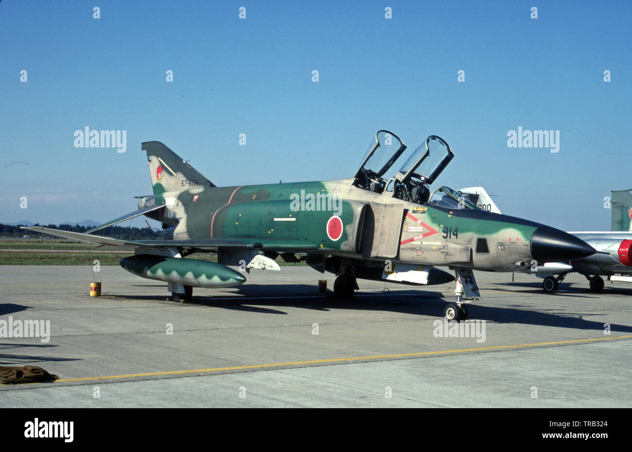 Pfister Luftwaffe JASDF Mitsubishi RF-4EJ Kai Phantom II - japanische Luftwaffe/Japan Air Self ...