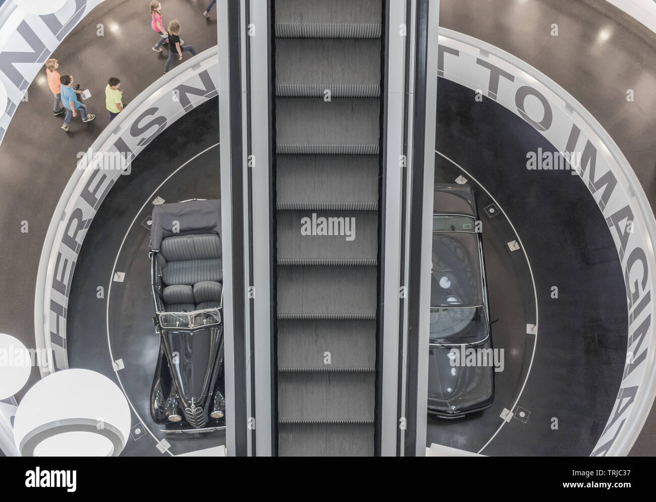 Technologisch auto -Fotos und -Bildmaterial in hoher Auflösung – Alamy