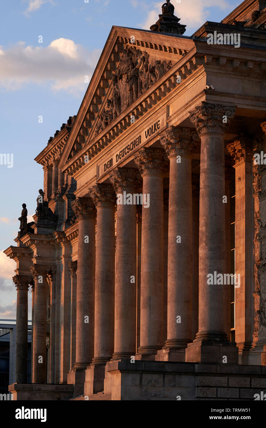 Architekt paul wallot -Fotos und -Bildmaterial in hoher Auflösung – Alamy