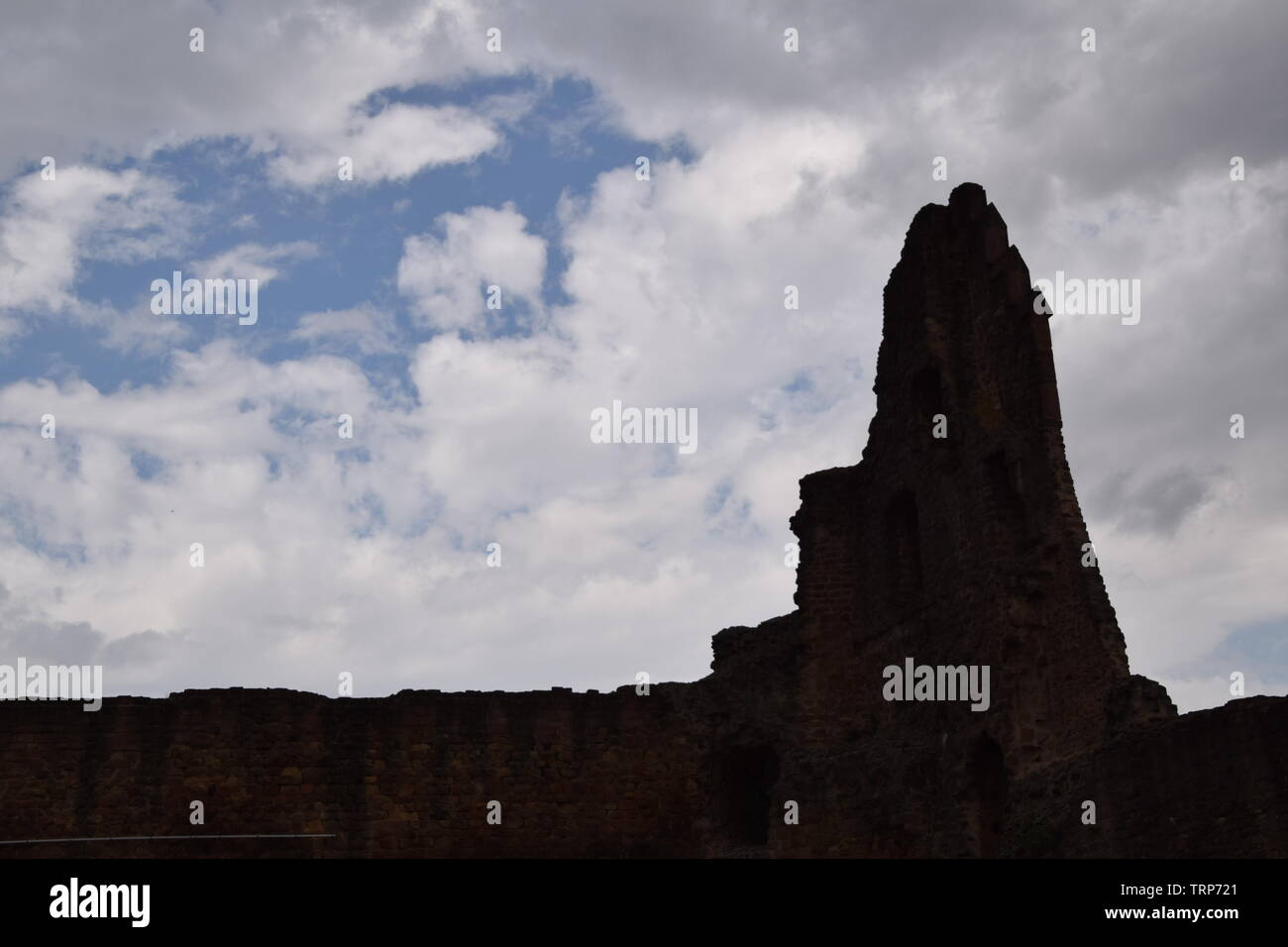 Burg neuleiningen Stockfotos und -bilder Kaufen - Alamy