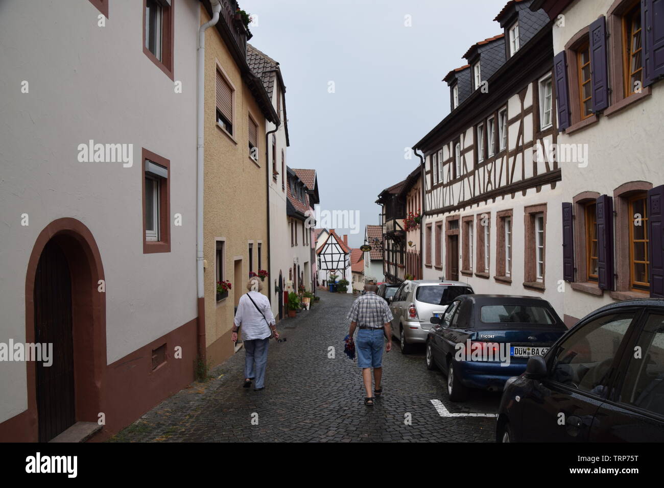 Burg neuleiningen Stockfotos und -bilder Kaufen - Alamy