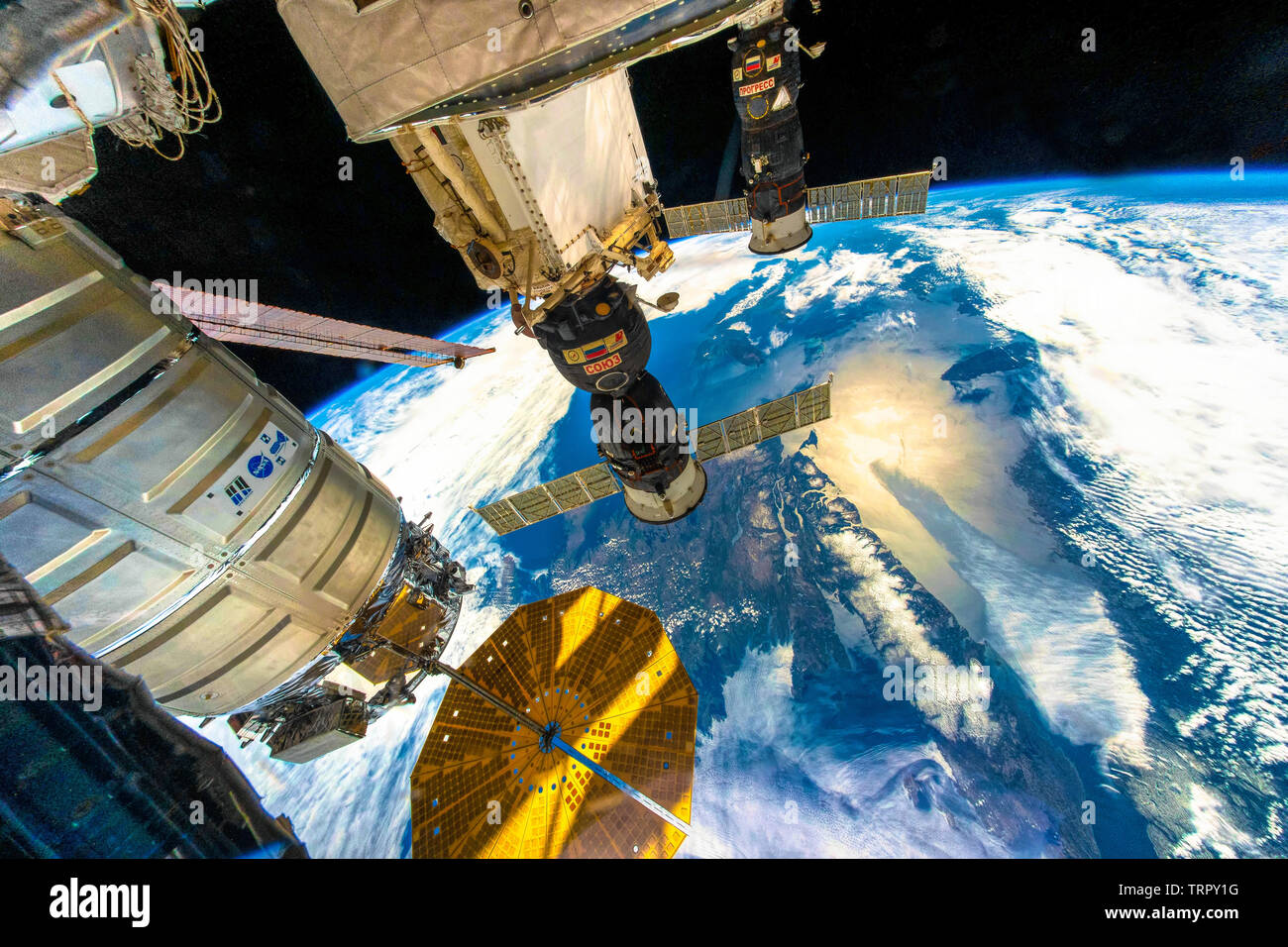 Ansichten der erde aus dem weltraum -Fotos und -Bildmaterial in hoher ...