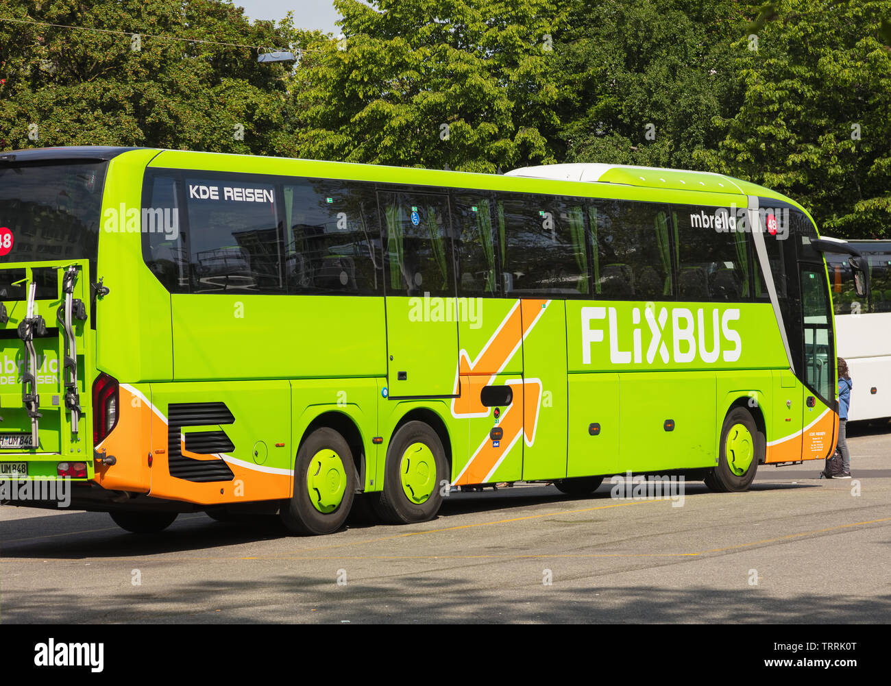 Zürich, Schweiz - 27. Mai 2019: eine Flixbus Bus an einer ...