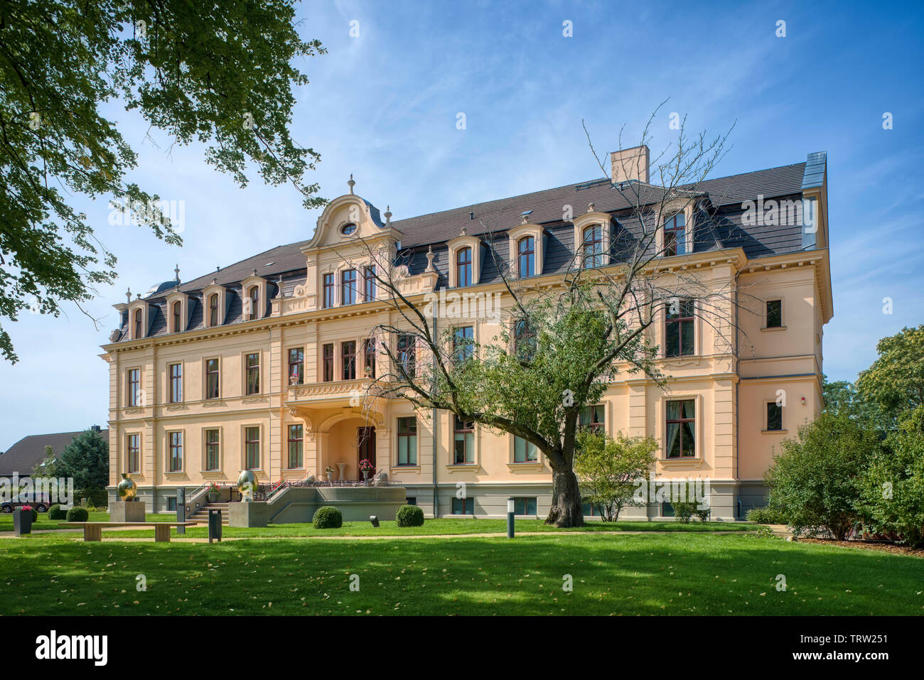 Schloss Ribbeck Schloss Ribbeck Ribbeck, Bezirk, Nauen, Havelland ...