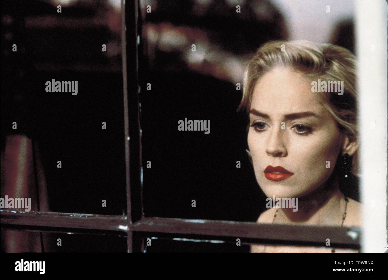 Diabolique 1996 sharon stein -Fotos und -Bildmaterial in hoher ...