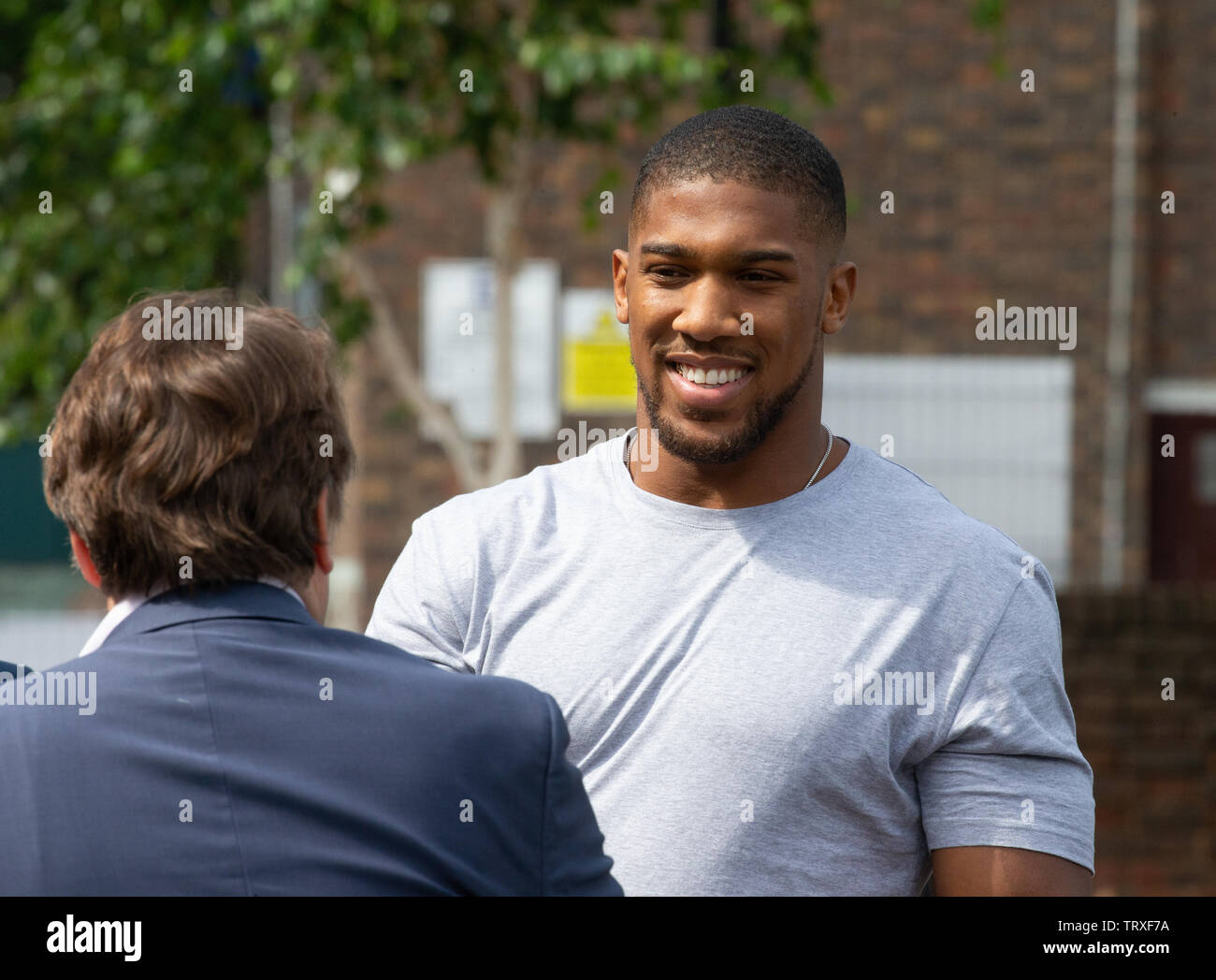 Anthony joshua nigeria -Fotos und -Bildmaterial in hoher Auflösung – Alamy