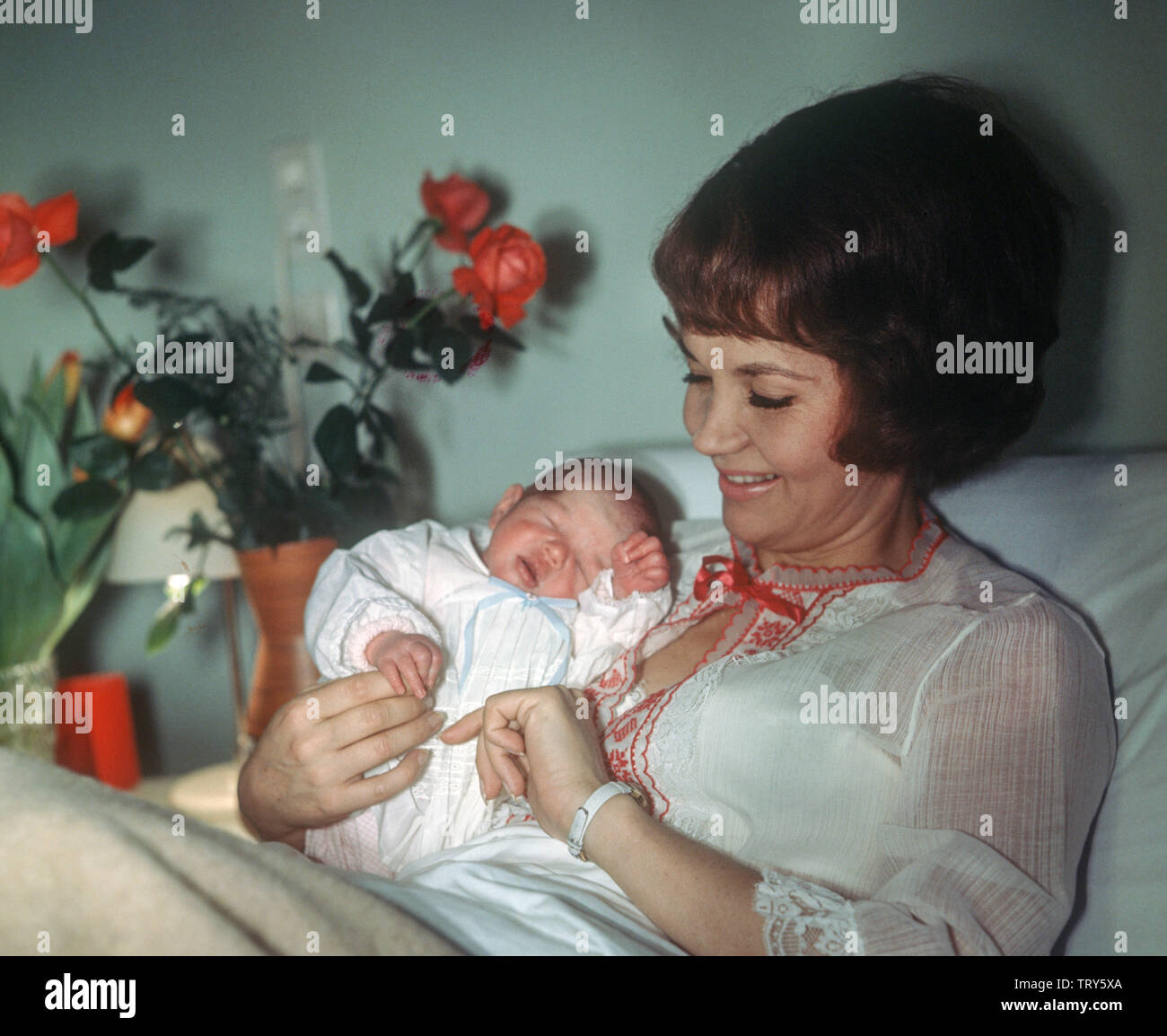 Liselotte Pulver mit Tochter Melisande, geboren 1968. Schweizer ...