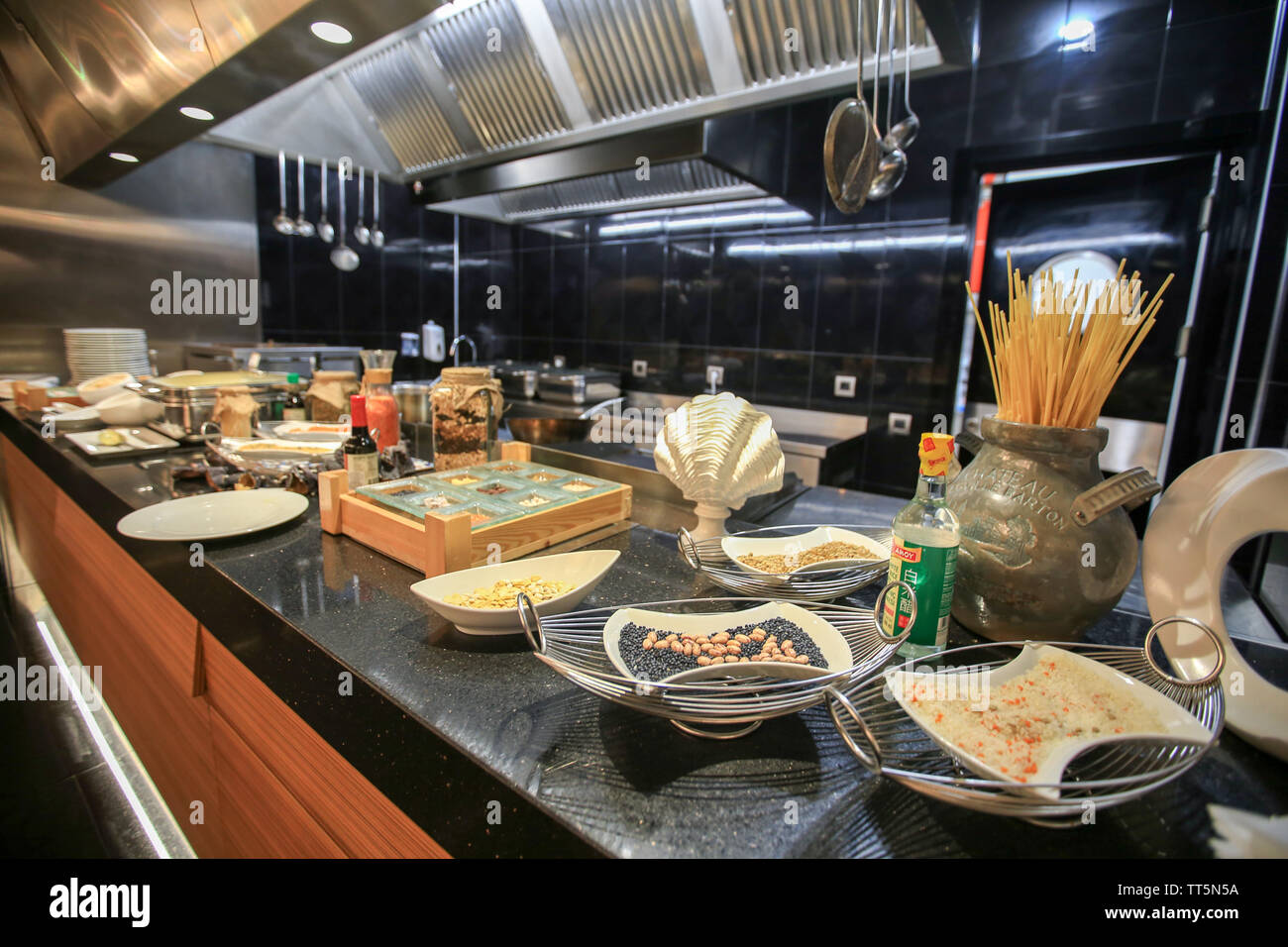 Hotel offenes buffet -Fotos und -Bildmaterial in hoher Auflösung – Alamy