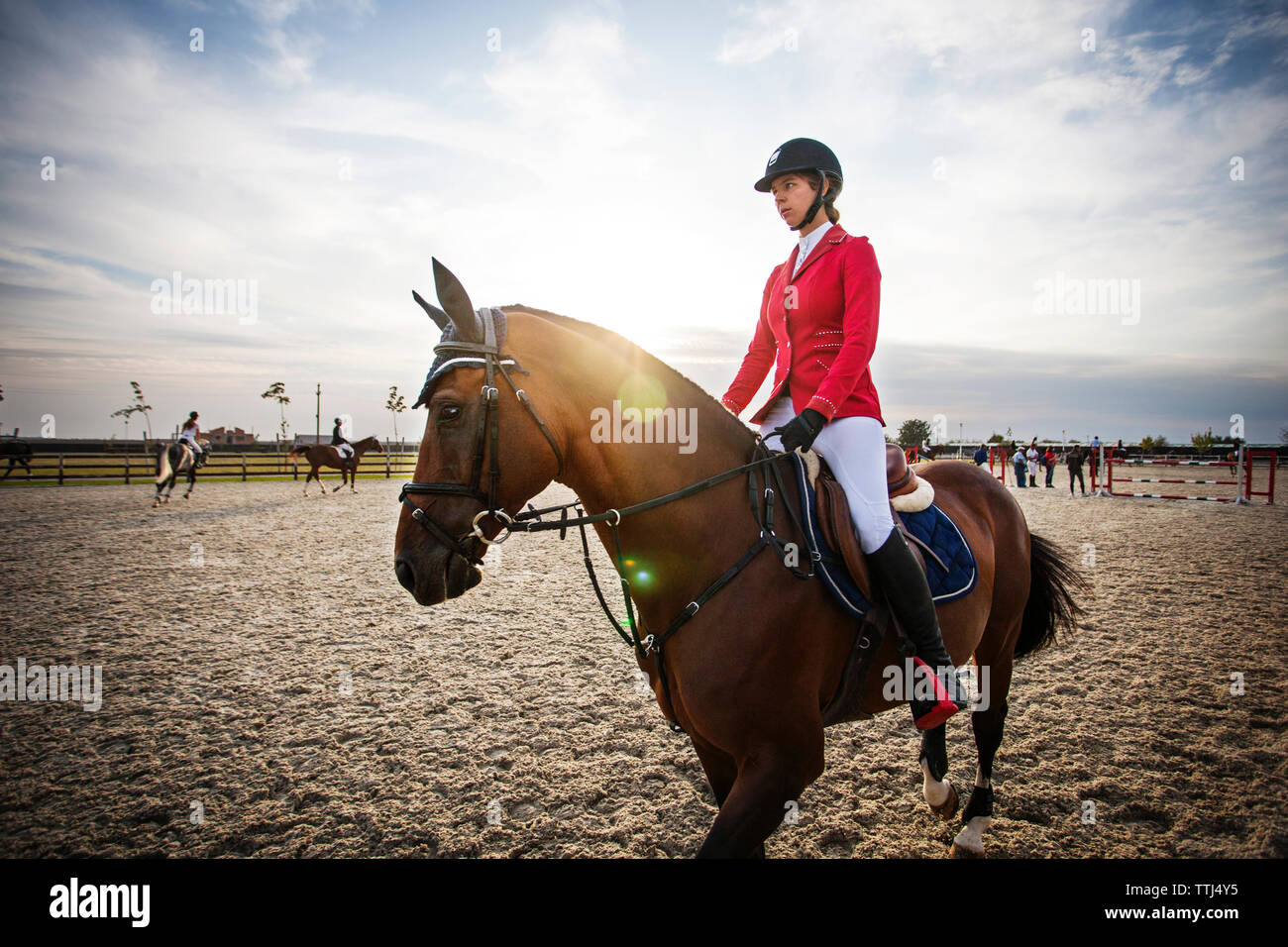 Weiblicher reiter -Fotos und -Bildmaterial in hoher Auflösung – Alamy