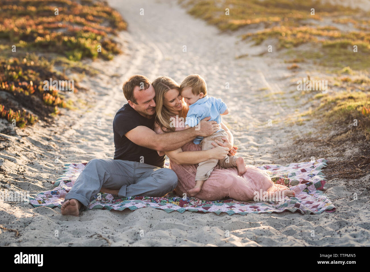 United front parents -Fotos und -Bildmaterial in hoher Auflösung – Alamy