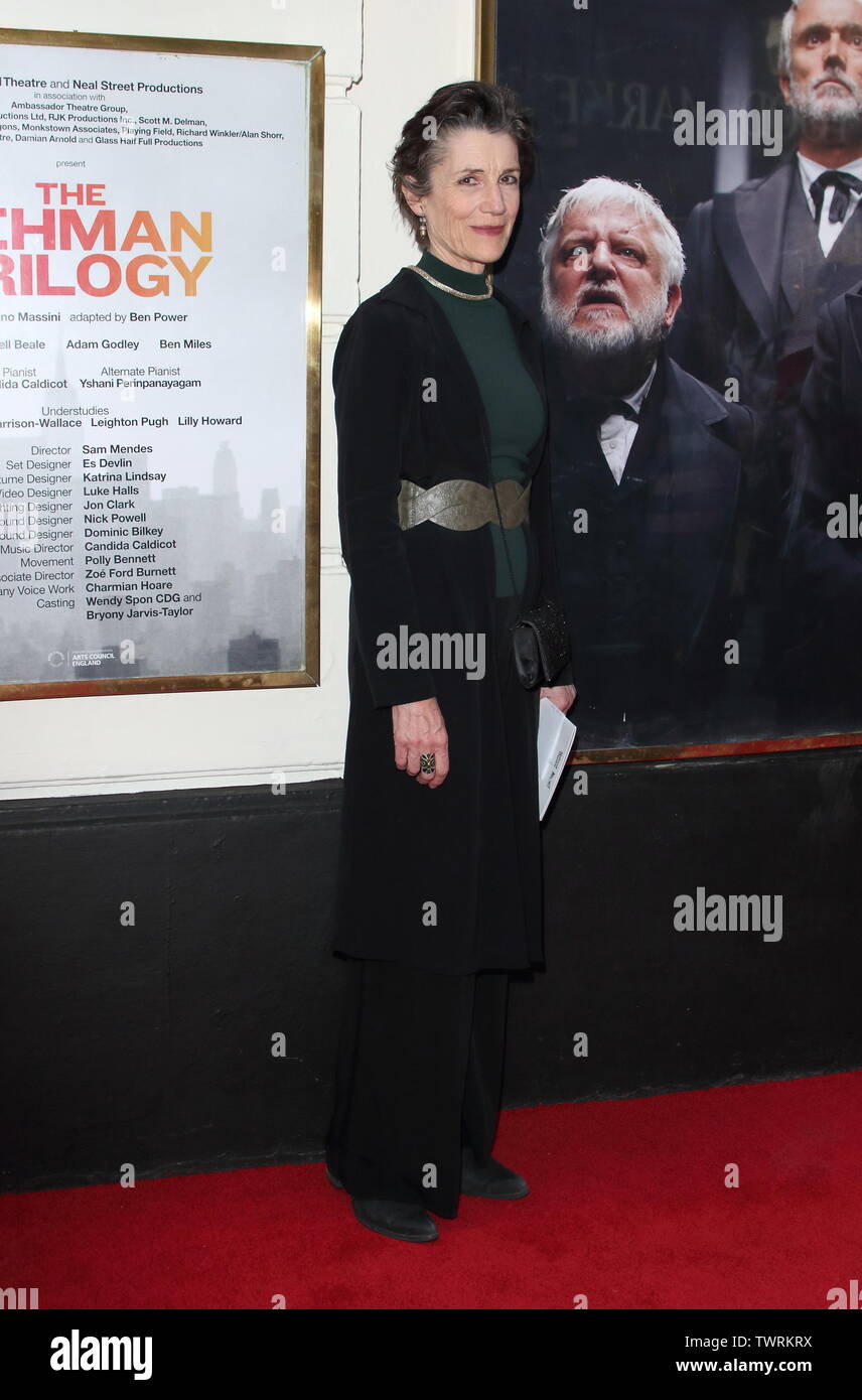 Dame harriet walter -Fotos und -Bildmaterial in hoher Auflösung – Alamy