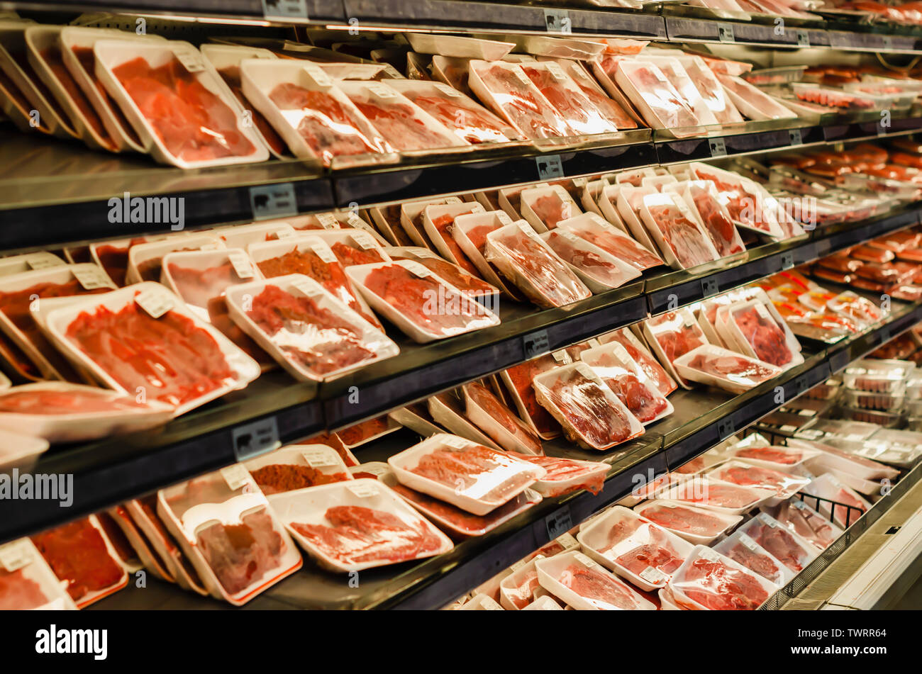 Packed fridge -Fotos und -Bildmaterial in hoher Auflösung – Alamy