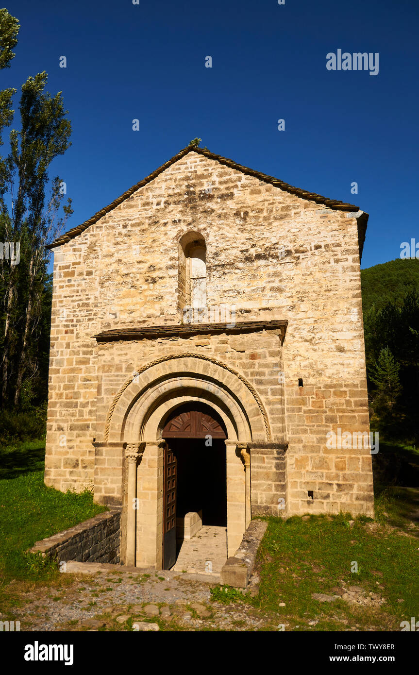 Monasterio romanico -Fotos und -Bildmaterial in hoher Auflösung – Alamy
