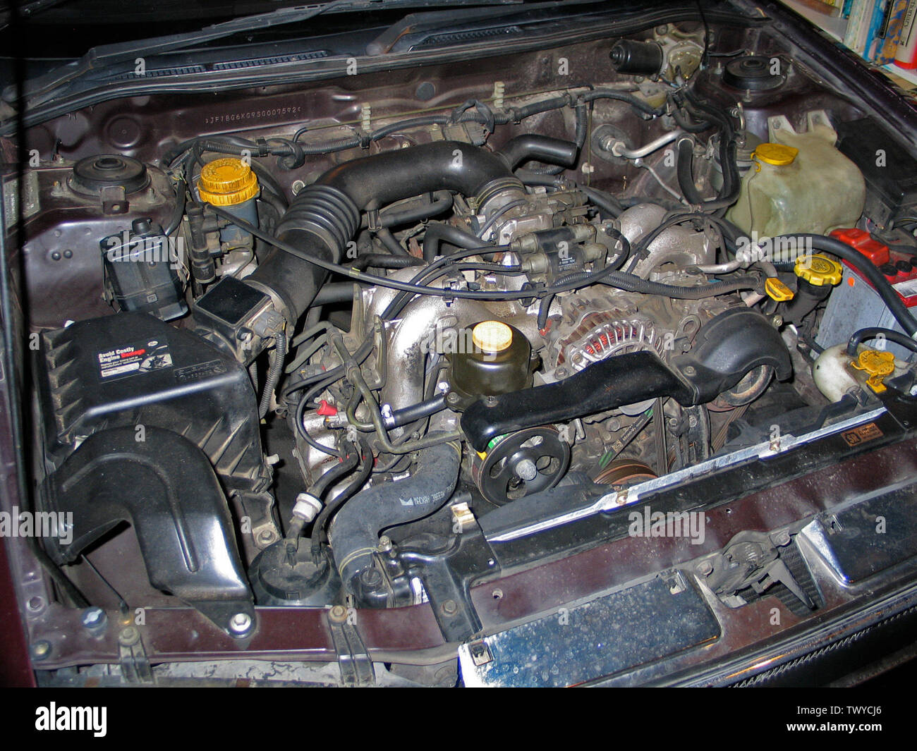 Boxer engine -Fotos und -Bildmaterial in hoher Auflösung – Alamy