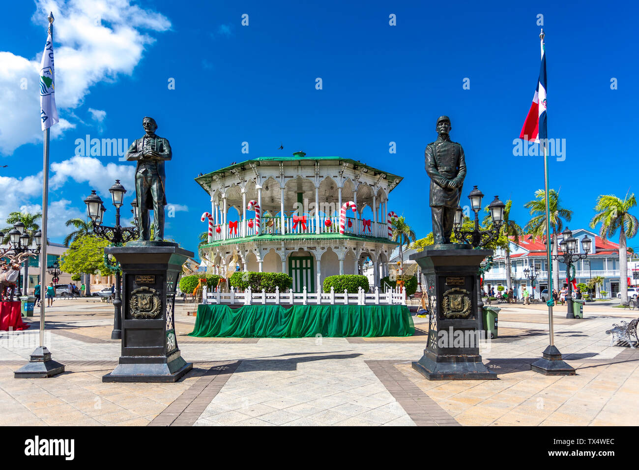 Sculptures de juan pablo duarte et du general gregorio luperon r -Fotos und -Bildmaterial in ...