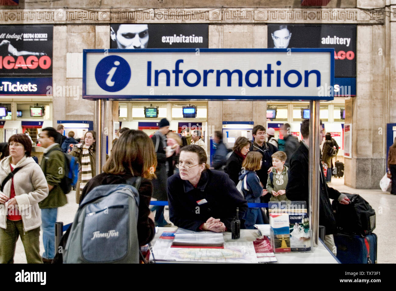 Information desk england -Fotos und -Bildmaterial in hoher Auflösung ...