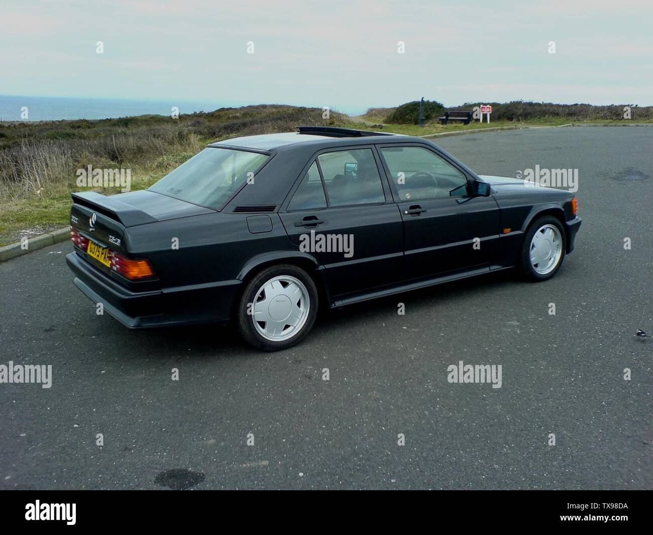 Mercedes benz 190e -Fotos und -Bildmaterial in hoher Auflösung – Alamy