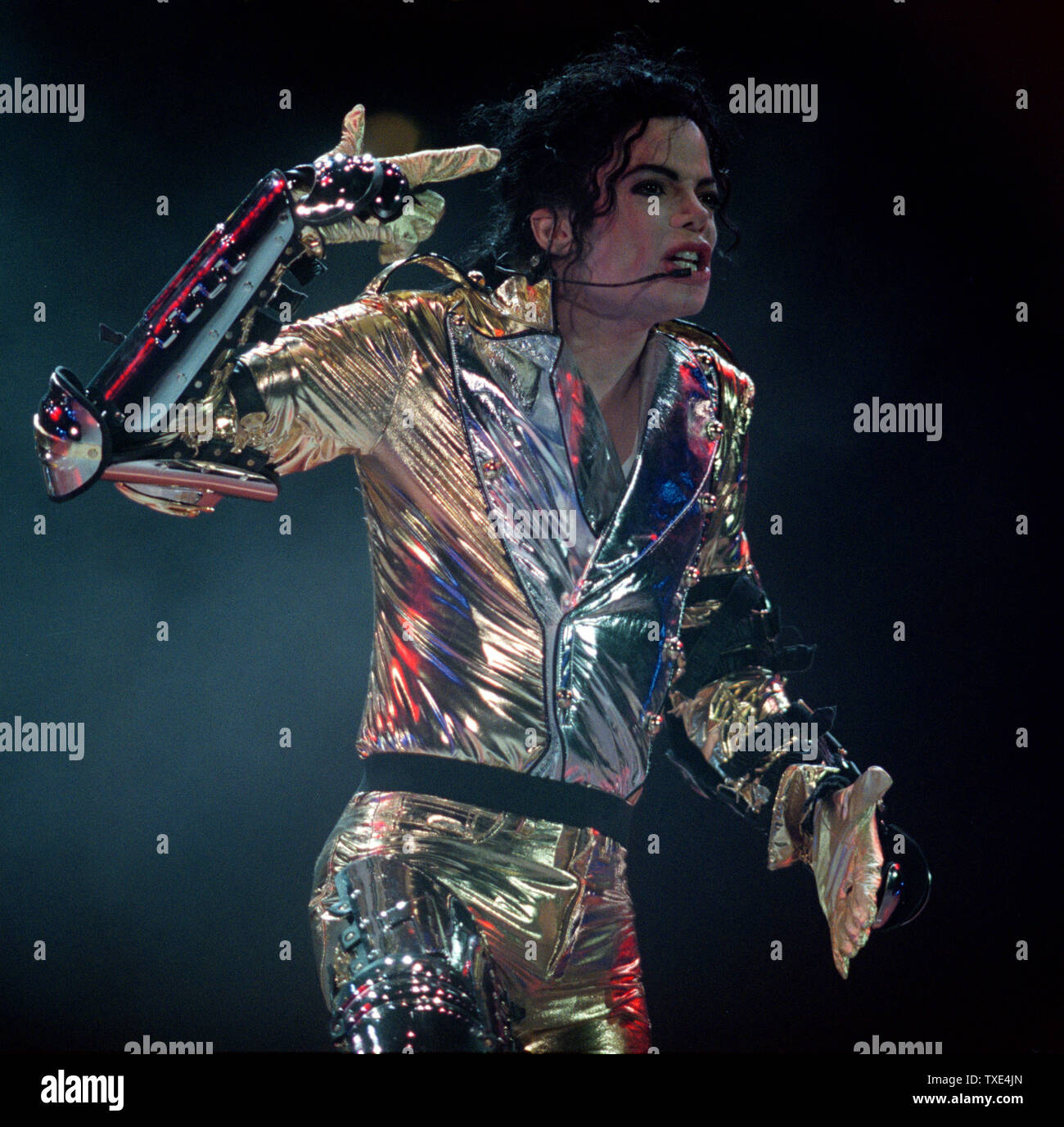 Michael jackson history tour -Fotos und -Bildmaterial in hoher ...