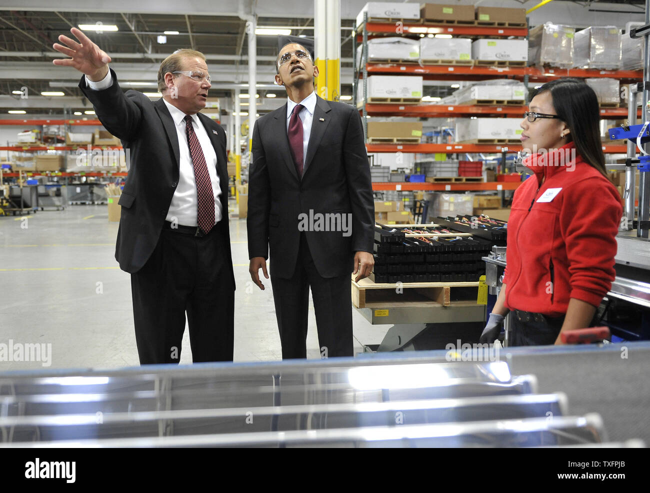 Us-Präsident Barack Obama (C) Touren Orion Energy Systems, Inc. Mit dem ...