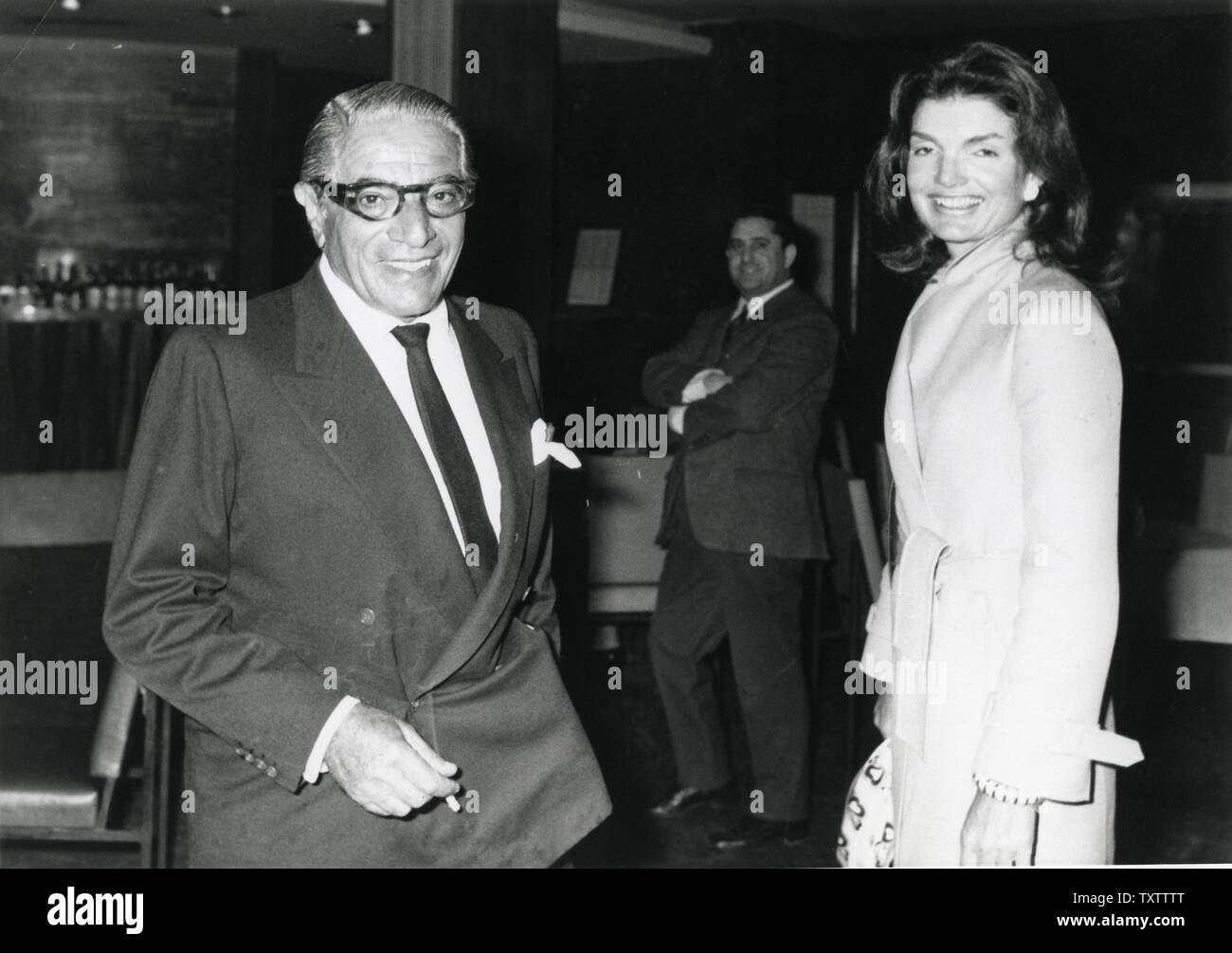 Jacqueline Kennedy Onassis Und Ihr Ehemann Aristoteles Onassis Sind Am