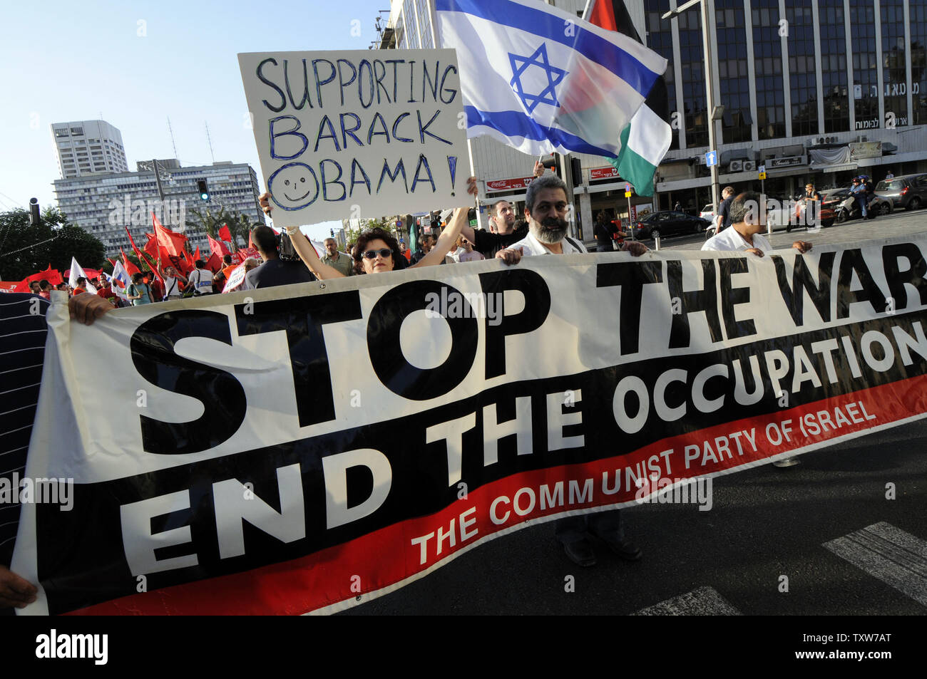 Israelische linke friedensaktivisten -Fotos und -Bildmaterial in hoher ...