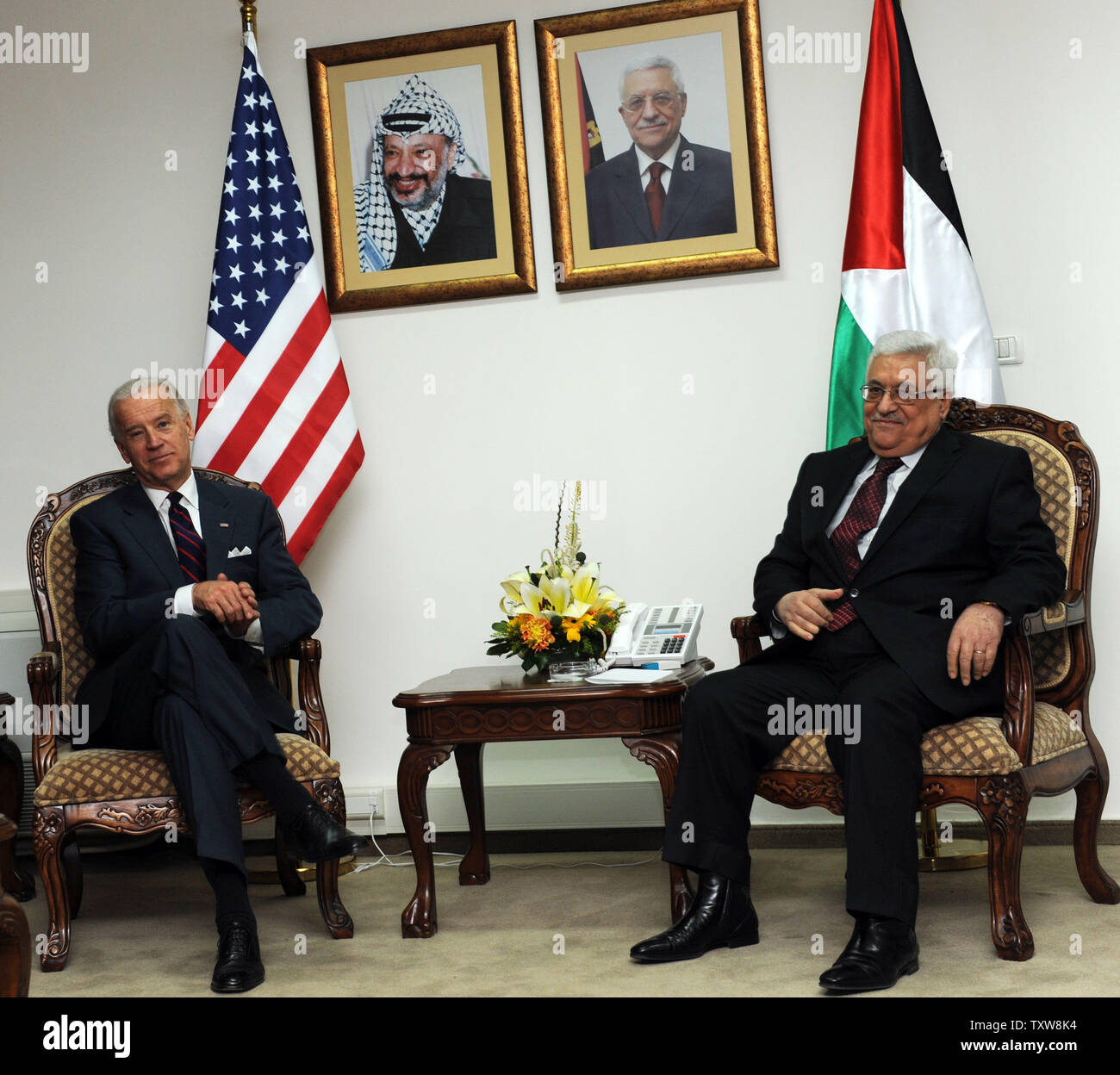 Biden und abbas -Fotos und -Bildmaterial in hoher Auflösung – Alamy Biden und abbas -Fotos und -Bildmaterial in hoher Auflösung – Alamy